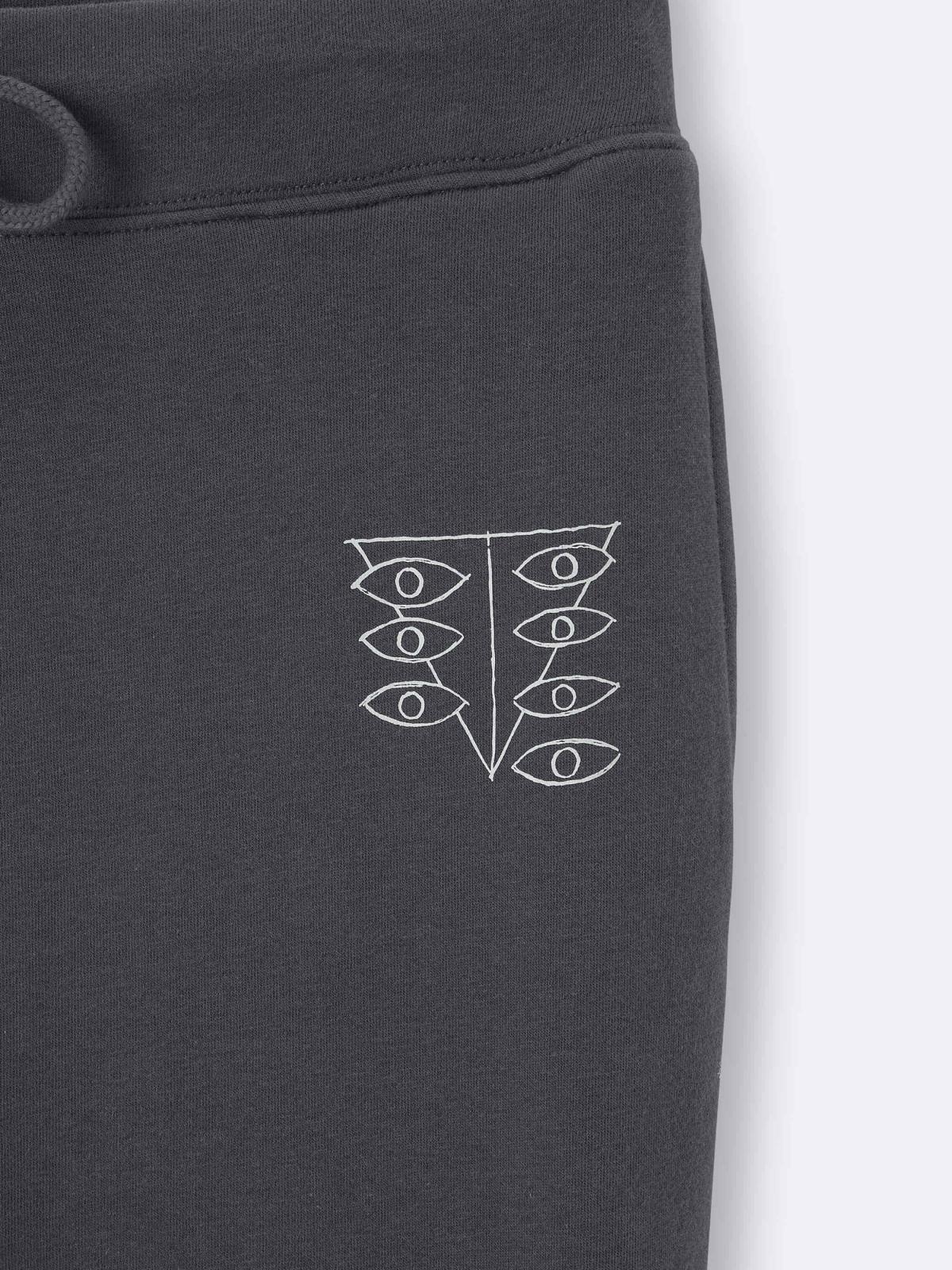 GU X 經典動畫《新世紀福音戰士》推出角色聯名服飾 ! 打造具有未來感的都市服飾世界觀 - oneone宇宙