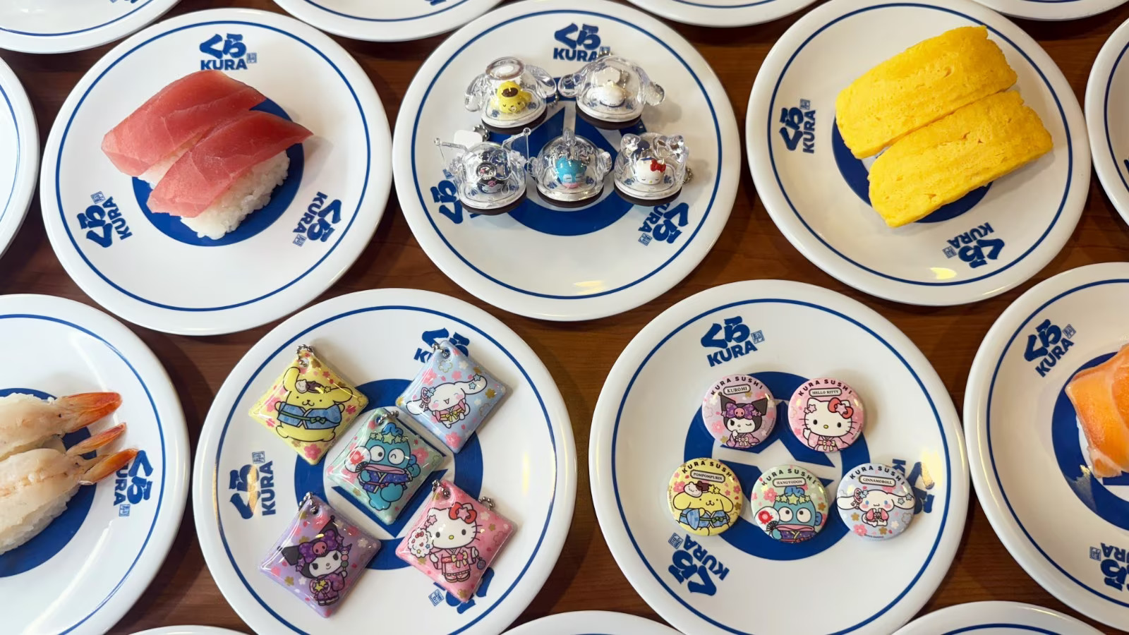 藏壽司 x《Sanrio 三麗鷗》「春夏扭蛋祭」登場！限定15款聯名扭蛋開抽、5大主題門市夢幻現身 ! - oneone宇宙