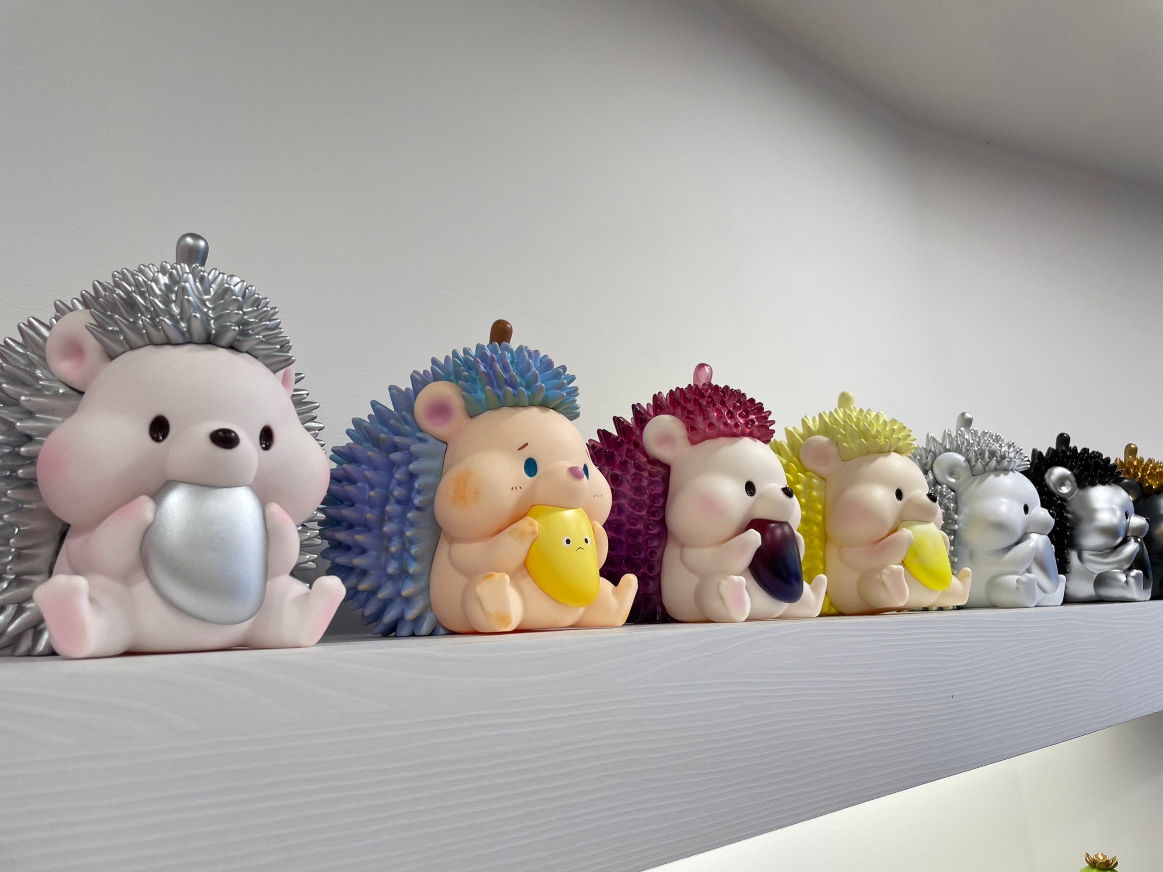 Jinart西門町直營店開幕 超巨大水果刺蝟登場亮相！ - oneone宇宙